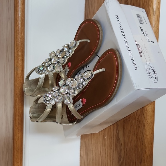 Steve Madden | Shoes | Steve Maden Jda Lacey Silver Gladiator Sandal ...